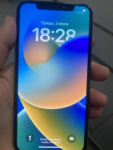 Iphone X sotiladi juda yaxshi holatda kelishilgan narxda sotiladi