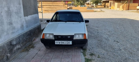 LADA 21099 sotiladi