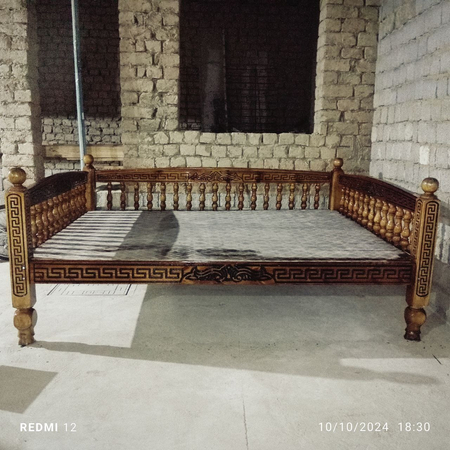 Тапчан крават сотилади