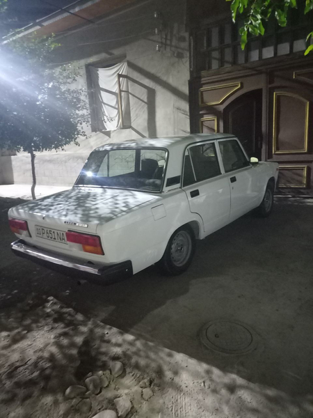Vaz 21 07 sotiladi 2008