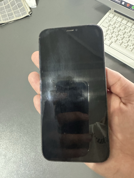 Iphone 12 pro в хорошем состоянии