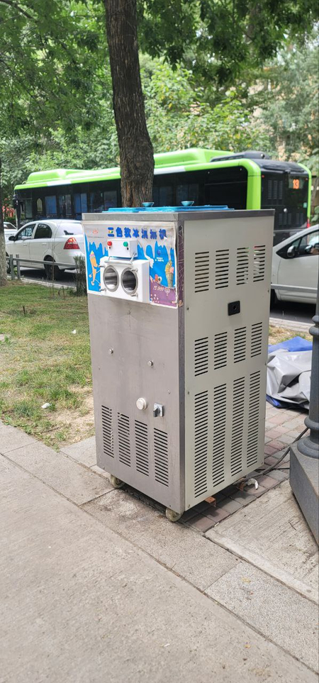 Мороженое аппарат