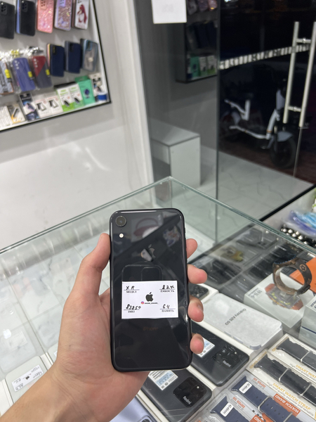 iphone XR 64GB 82 yokmost
