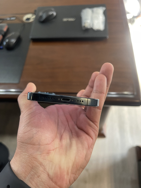 iPHONE 12  PRO aplle