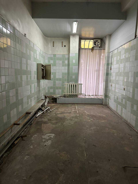 Сдаётся помещения без ремонта 400м2 ор-р Боткина