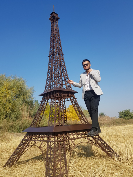 Eyfe parisl maket sotiladi