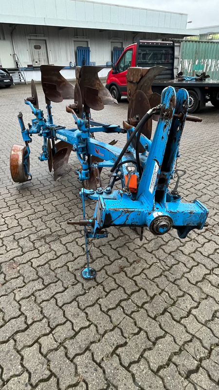 Lemken Opal 110 Omoch, Claas, Case , John derry, Belarus tortadi