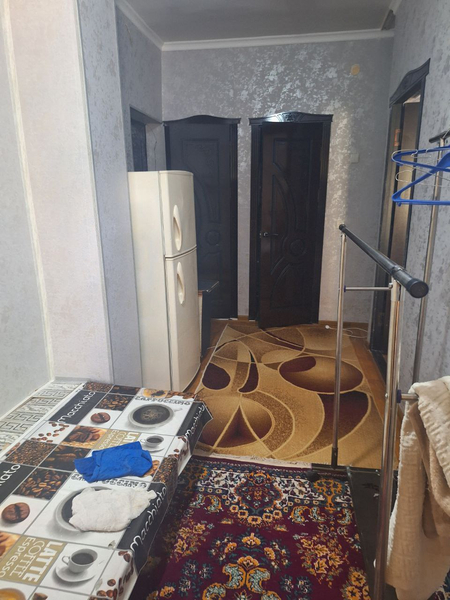 Qizlari ijaraga qoyamz institutni oldida