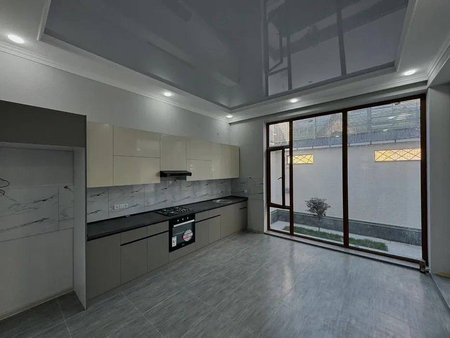 Продается Евро дом Ор-р: Ахунбабаев 330м2