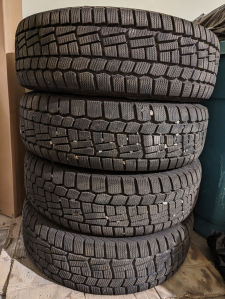 Продам зимние шины Viatti Brina 175/65 r14