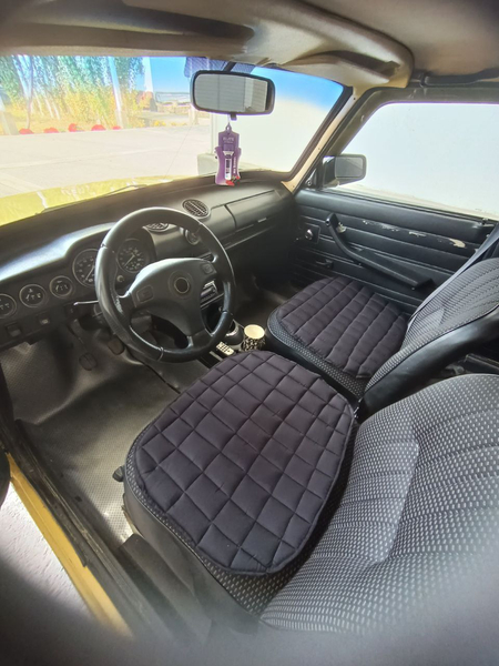 Jiggling vaz 2101 sotiladi