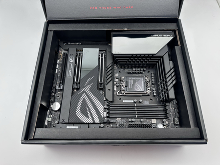 Asus ROG Maximus Z790 HERO | WiFi 6.0 | DDR5 | PCi 5.0 | Full
