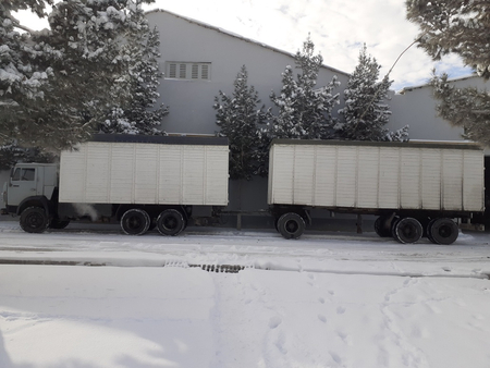 Kamaz pritsep sotiladi 25000