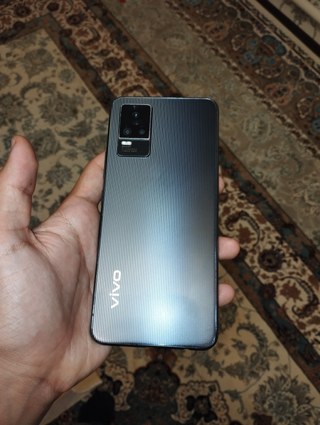 Vivo V21e 8,00+4,00гб/128/гб