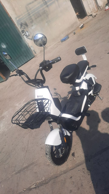 Elektro skuter sotiladi