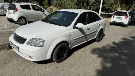 Cobalt 2018, 110.000 km. Автомат. Ласетти 2012, 210.000 механика.