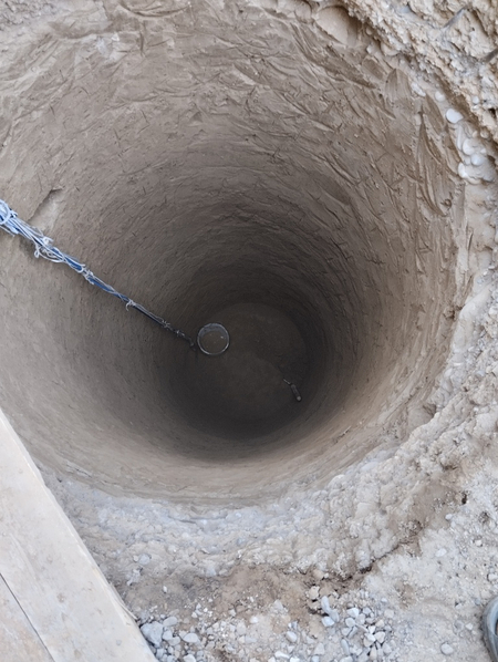 Ura urachi transha kanalizatsiya tunel qazish ishlarni qilamiz