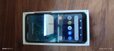 Продаю Б/У Mi A2 Lite!