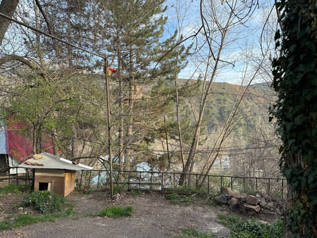Srochno Yangiobod Turbaza (Angren) da 1 xonala uy 41 m2 sotiladi