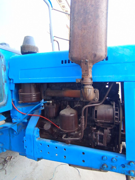 MTZ 80 sotiladi hamma joyi soz holatda turibdi narxi kelishiladi