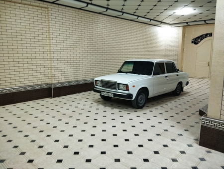 Ваз 2107 сотилади