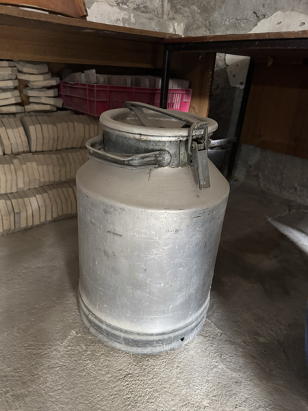 Flak sotiladi. 10 liter 20 letir 50 liter