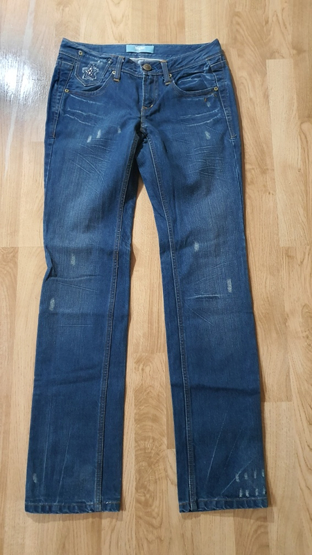 Джинсы женские  Levi's