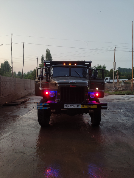 Ural sotiladi matorlari radnov 375 galovka
