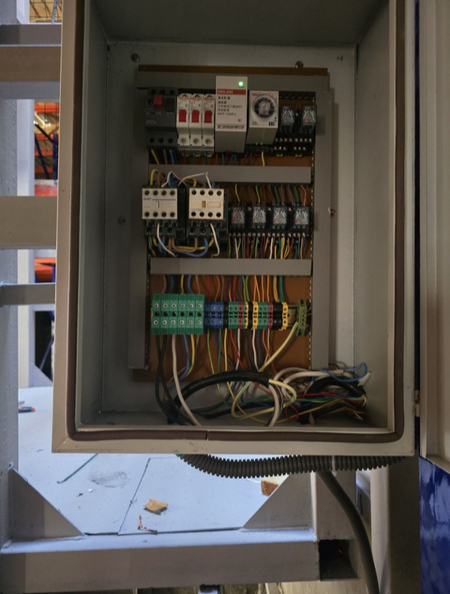 Elektrik ishlarini qilamiz