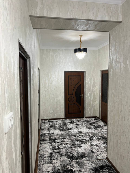 3х комнатная квартира. 1й этаж. Гагарина, Шаумяна.