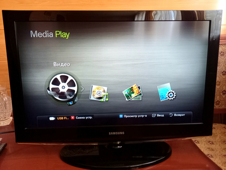 LCD TV Samsung 32 дюйма
