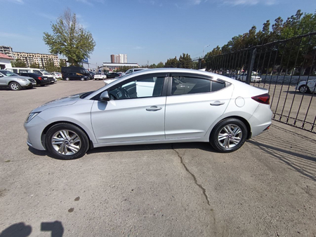 Hyonday Elantra AD