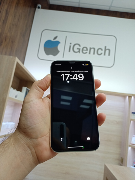 iPhone XR 64GB 83% White