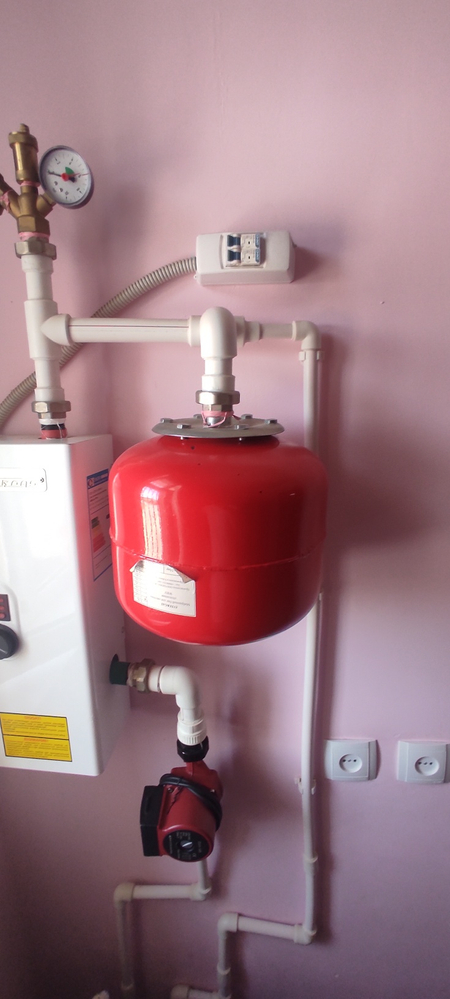 Kotelni elektr isitgich komplekt sestima