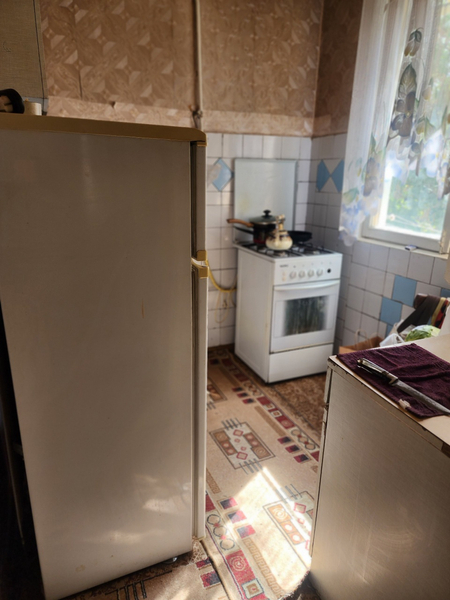 Продам чиланзар 3.  Двух комнатная. Зеркалка