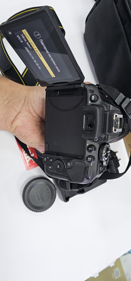 Nikon D5300 AF-P 18-140 vr kit, как новый гарантия 3 месяца