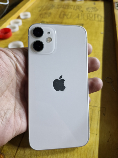 iPhone 12 mini 64 g