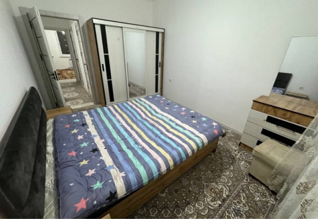 Oylaga Sergelidan bez makler uy bor srochna odam kerak 250 e.y