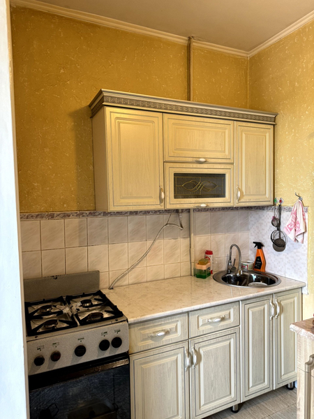 Продаётся квартира на Юнусабаде 10 кв 2/3/5