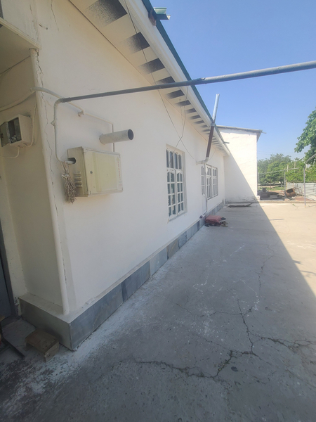 Hovli sotiladi 8sutik
