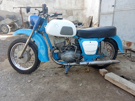 Продам Иж планета 3