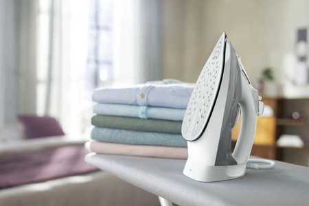 Утюг Philips DST5010