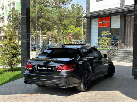 В продаже ! Автомобиль Mercedes - Benz W212 E550