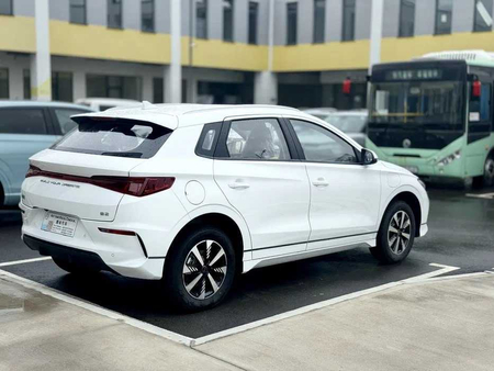 muddatli  tolovga  BYD e2  beriladi 2024