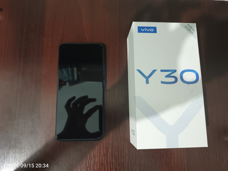 Продается Vivo Y30 в новом состоянии