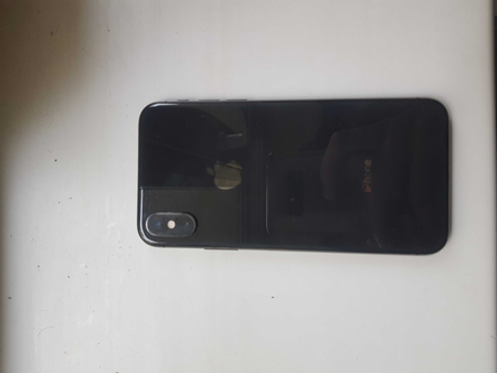 Iphone X продаеться