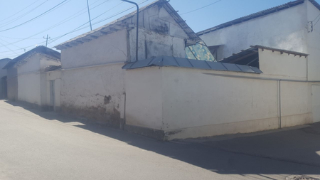 Chuqursoyda hovli sotiladi