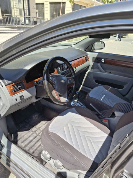 Lacetti 1.6L avtomat 2013