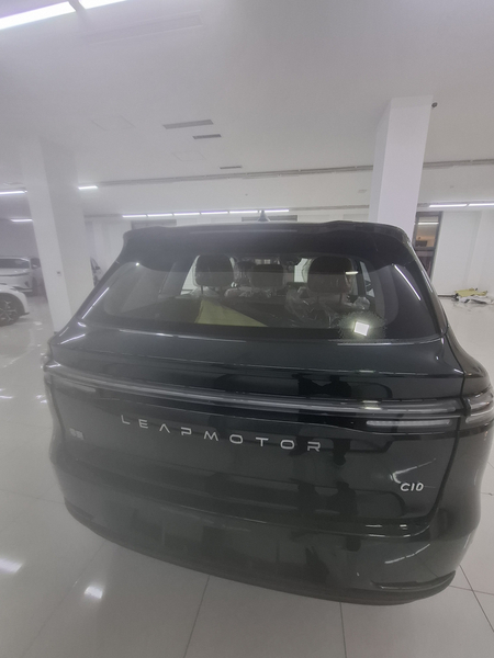 Leapmotr C10 Hybrid 2024