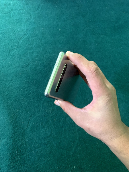 Samsung S10 5G xotira  8/256 srochno sotiladi